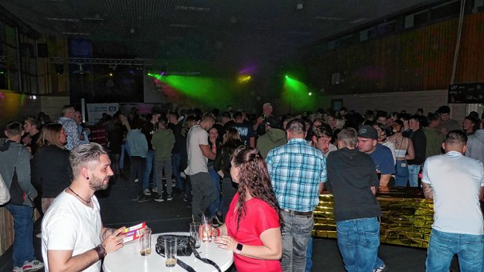 Eimeldingen: Launige Partynacht - Rebland - Schwarzwälder Bote